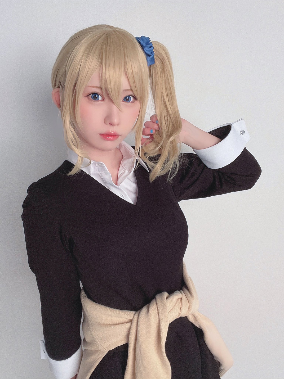 Kaguya-sama: Love is War cosplayer Enako celebra o final do mangá dando vida a Shinomiya ...